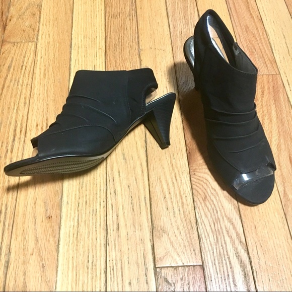 comfortview | Shoes | New Cut Out Peep Toe Sandal Booties Black | Poshmark